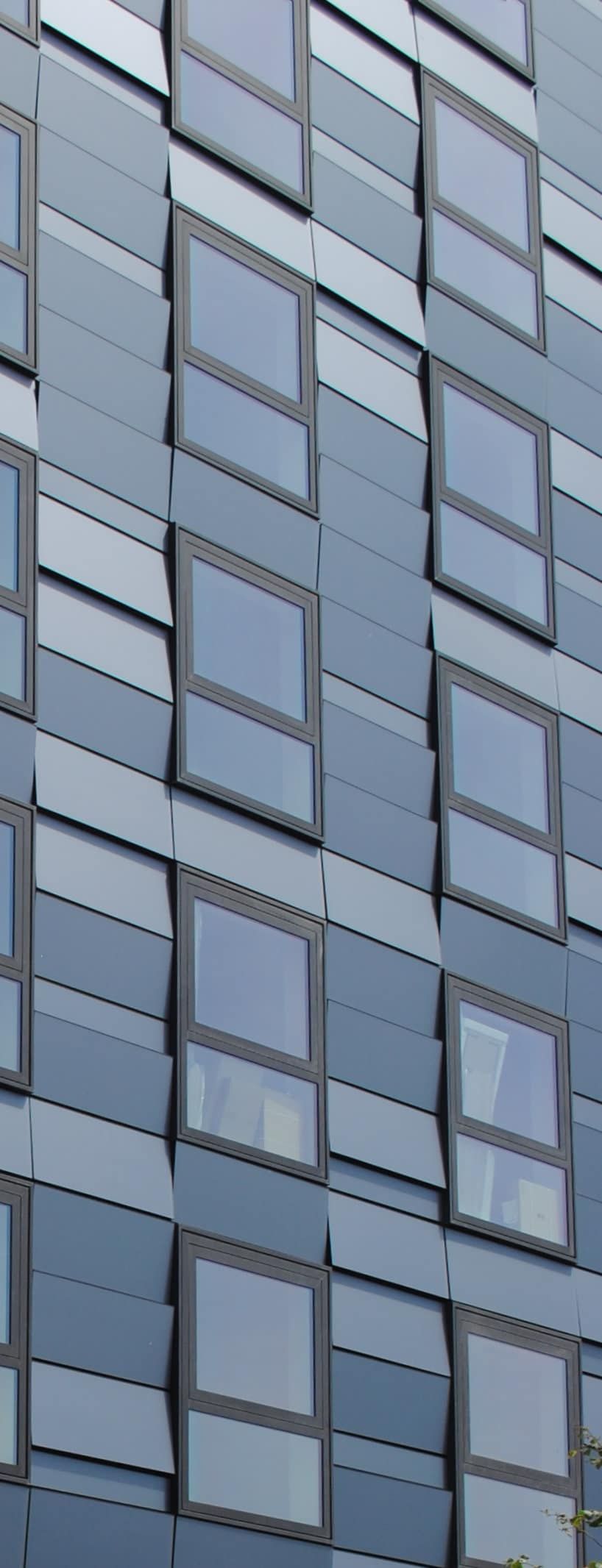 Solarlab - BIPV Bespoke Energy Producing Facades - Ventilated ...