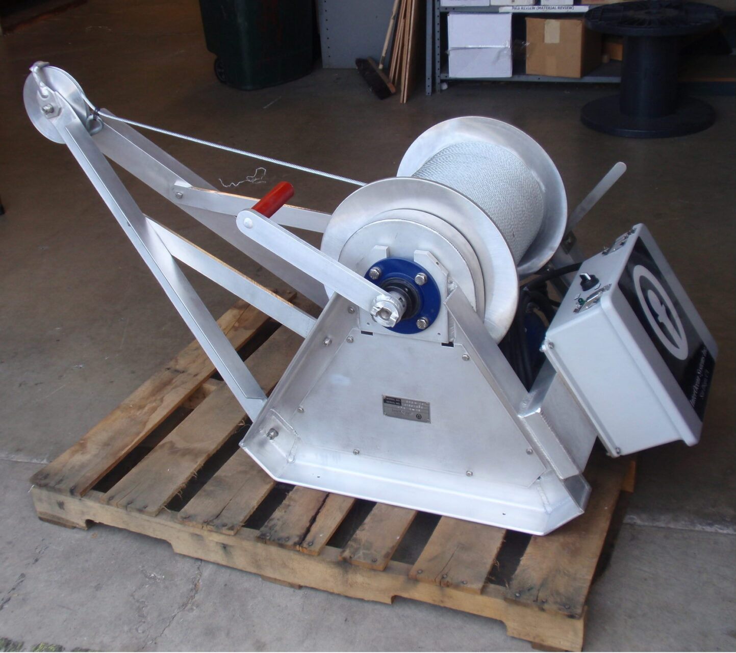 Interocean - Series 288 & 388 - Winches & Cable Handling