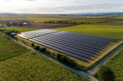 Vesper Energy Cuts Ribbon On Hornet Solar, One Of The Largest Single ...